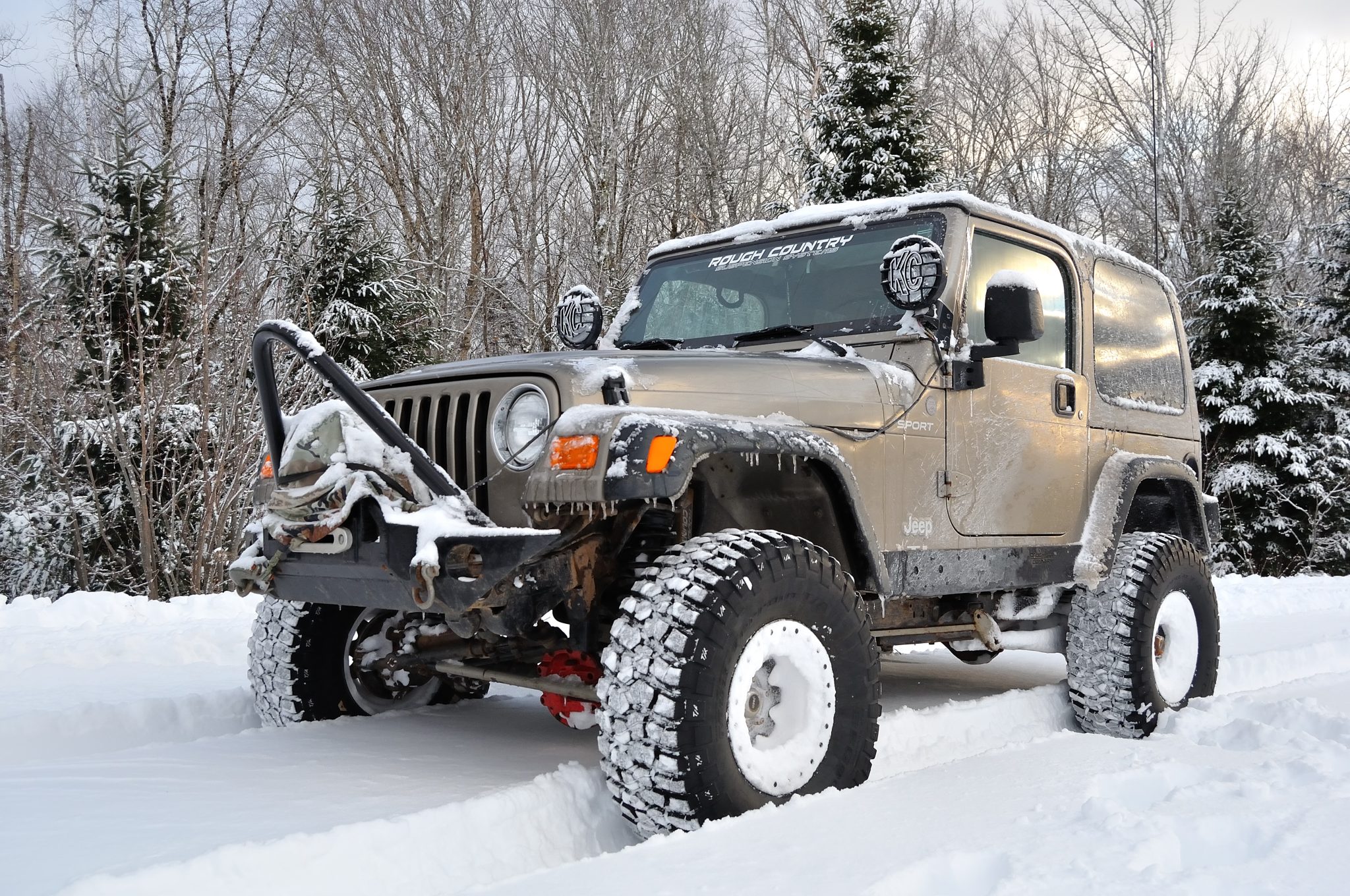 What Are the Differences Between the Jeep YJ, TJ, and CJ? | Louisville CDJR